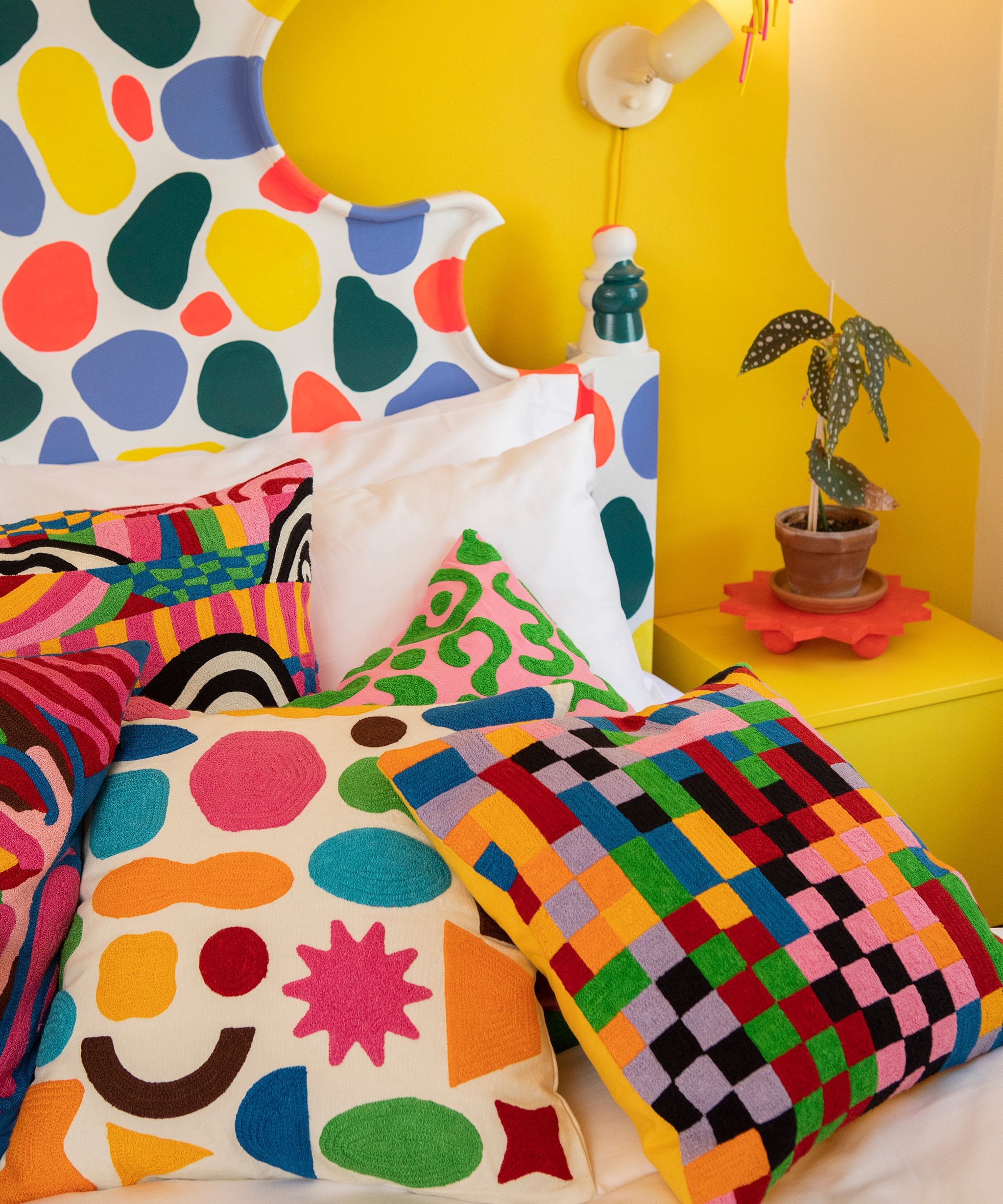 Pixel Pillow Cover – Zander